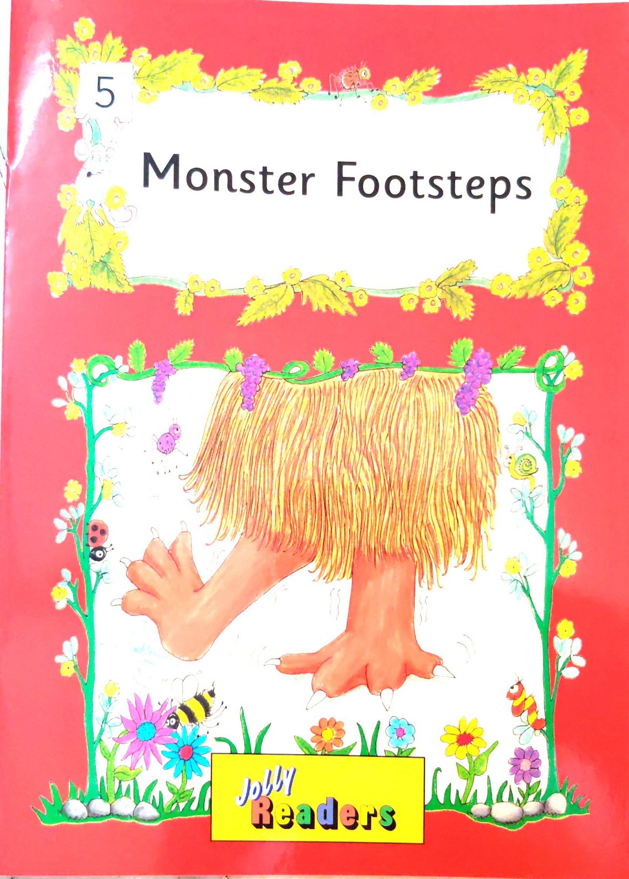 Monster Footsteps - Prachi Garg - Page 1 - 12 | Flip PDF Online | PubHTML5