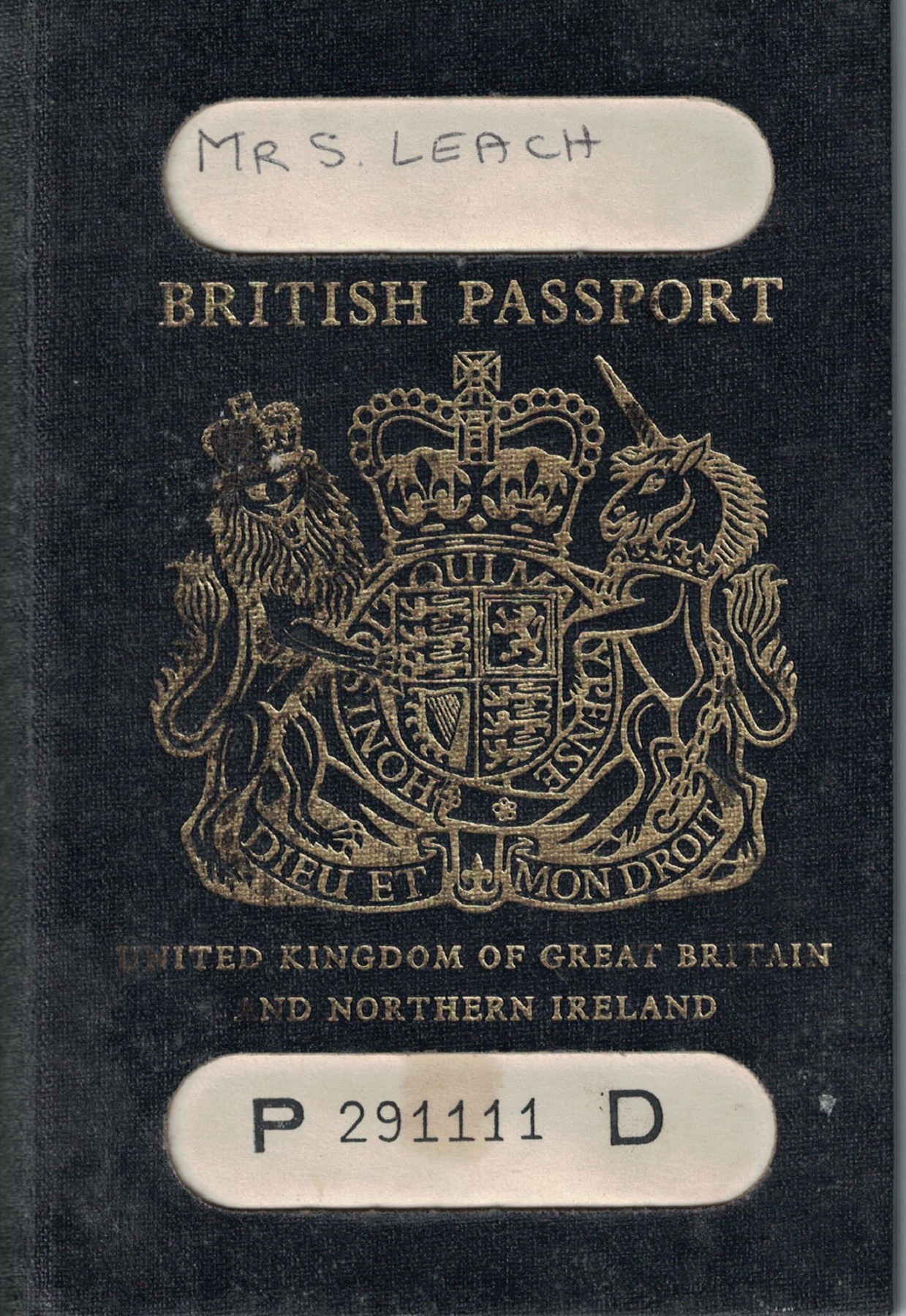 Stephen Leach Passport 1983 - mrstephenleach - Page 1 - 8 | Flip PDF ...